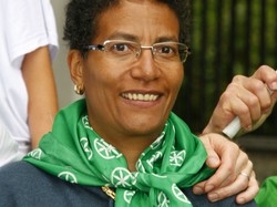 «Ci prendono in giro e dico basta» Sandy Cane guida l’addio dei sindaci ...