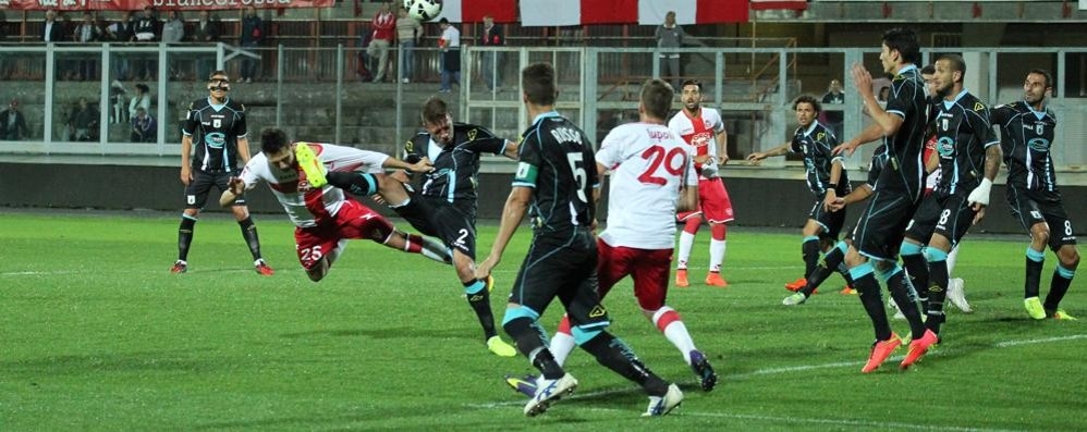 Finale: Varese-Entella 2-2 Falcone-Neto, che rimonta - La Provincia Di ...