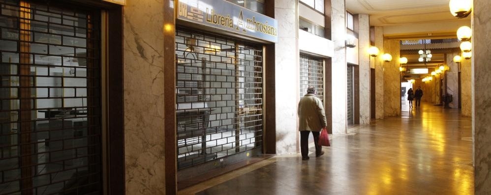 In Galleria Manzoni lo shopping è outdoor - La Provincia Di Varese