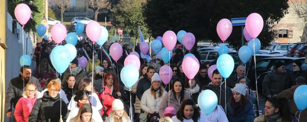 «Voglio nascere ad Angera» - La Provincia Di Varese