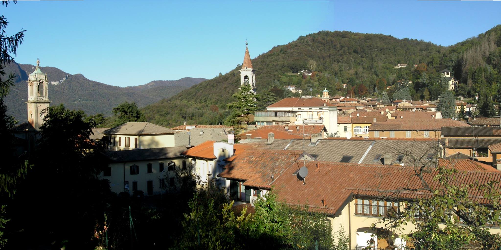 Luci nel cielo, mistero a Viggiù (FOTO) - La Provincia Di Varese