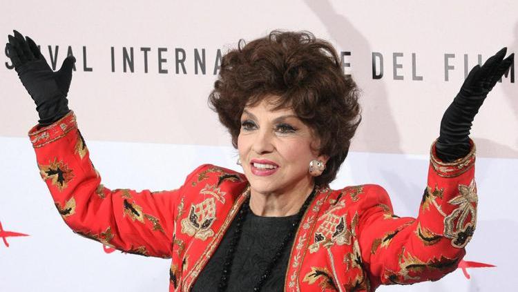 Addio a Gina Lollobrigida. La Fata Turchina aveva 95 anni - La ...