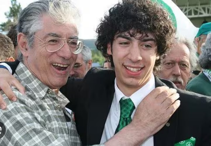 Gemonio, nozze blindate per Renzo Bossi e Izabela Corina. Rito civile ...