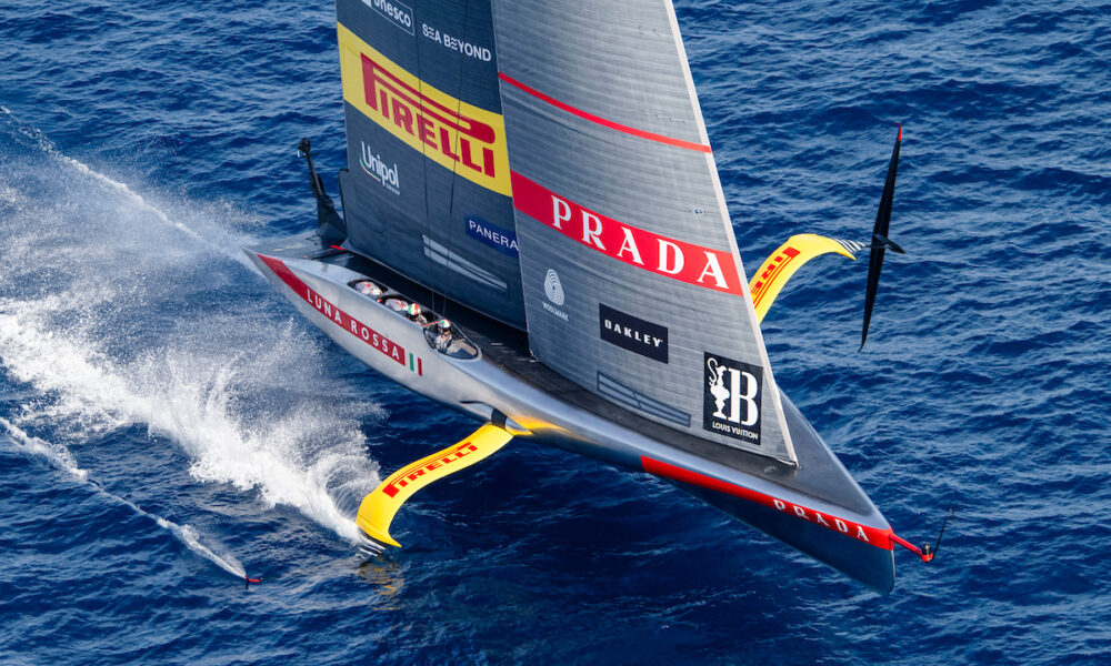 Luna Rossa Prada Pirelli conquista le semifinali della Louis Vuitton ...