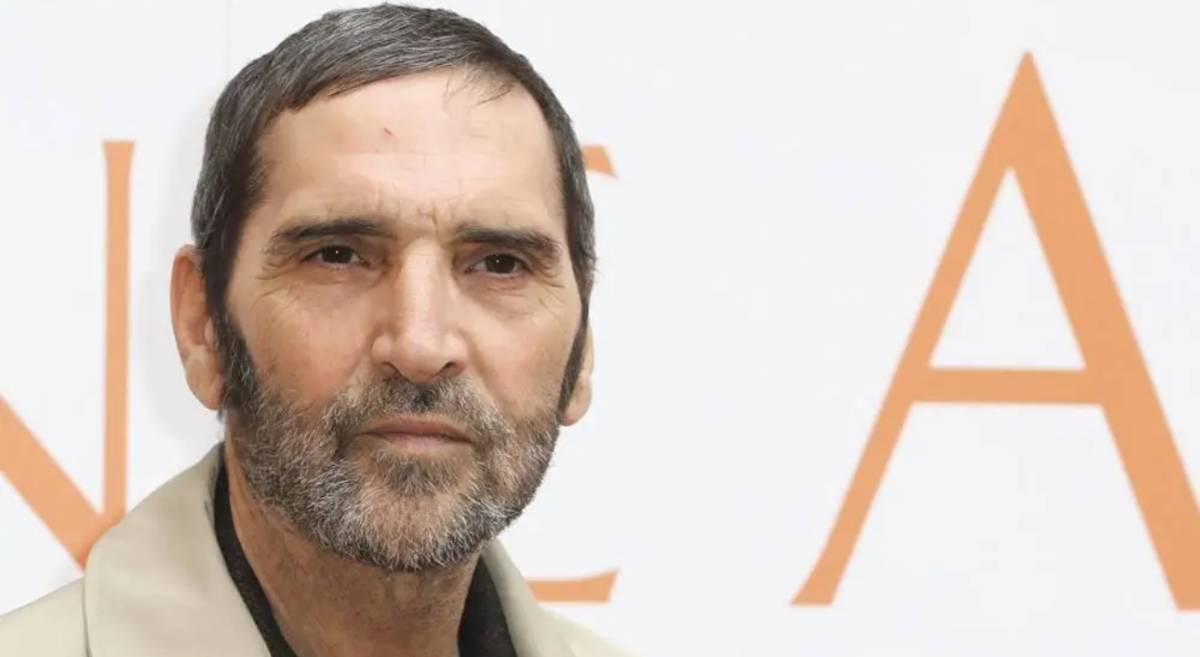 Addio ad Adamo Dionisi, l'attore noto per il ruolo di Manfredi Anacleti ...