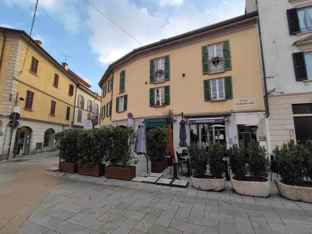 Varese si accende d’estate: più spazio alla movida, stop alle auto in ...