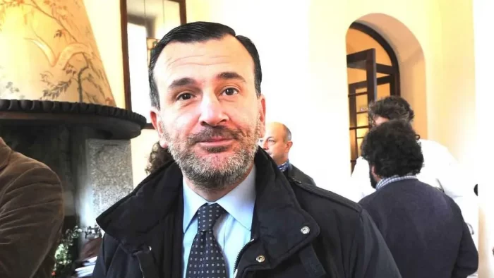 Futuro Nazionale si potenzia: entrano Ferrazzi e Macconi - La Provincia ...